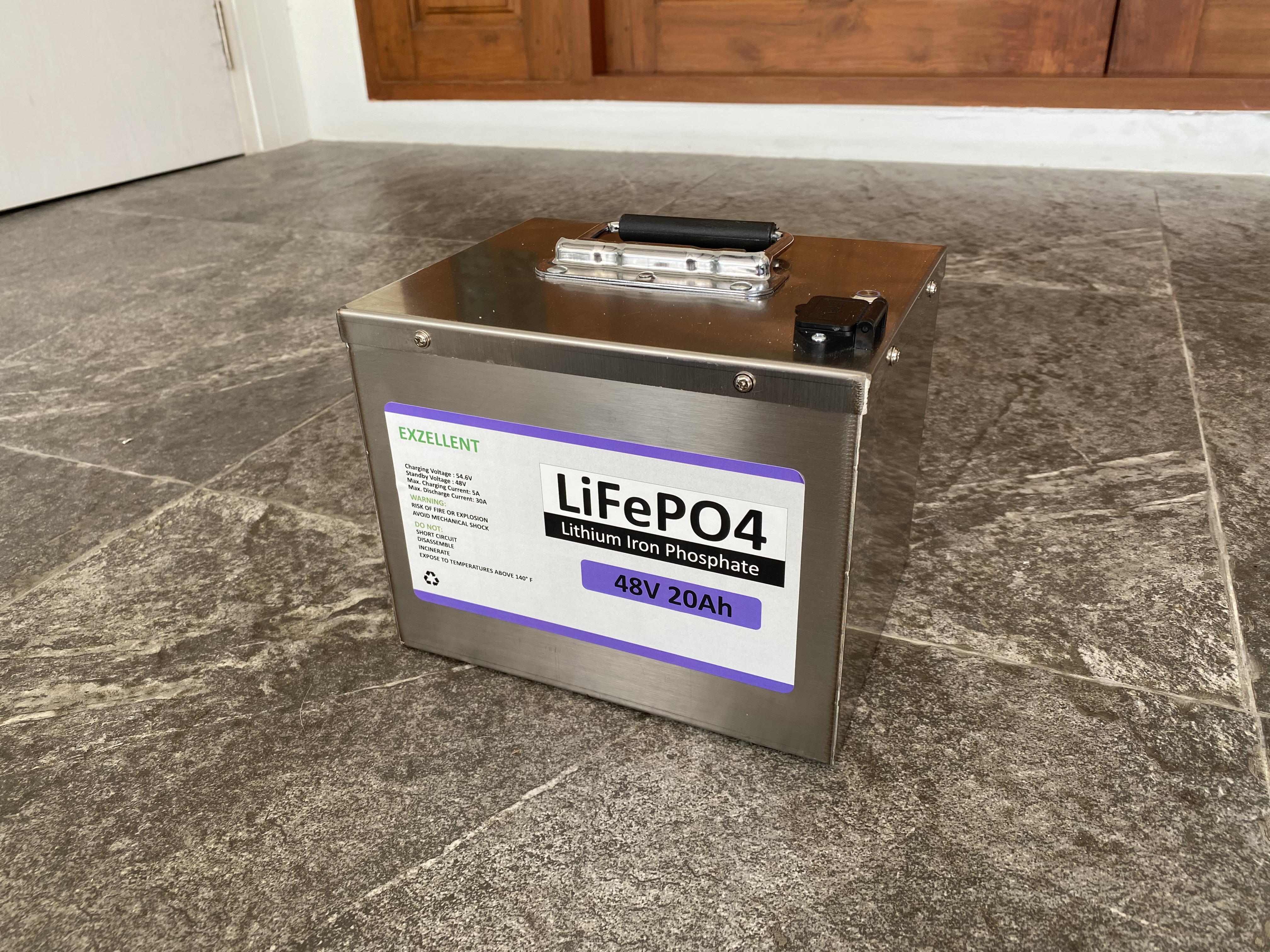 แบตเตอรี่ รุ่น 48V 20Ah ชนิด LiFePO4 กล่องสแตนเลส สำหรับสามล้อไฟฟ้า ...